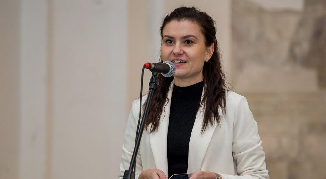 A vizuális kultúra új horizontjai – Balla Rita a művészet hétköznapi ...